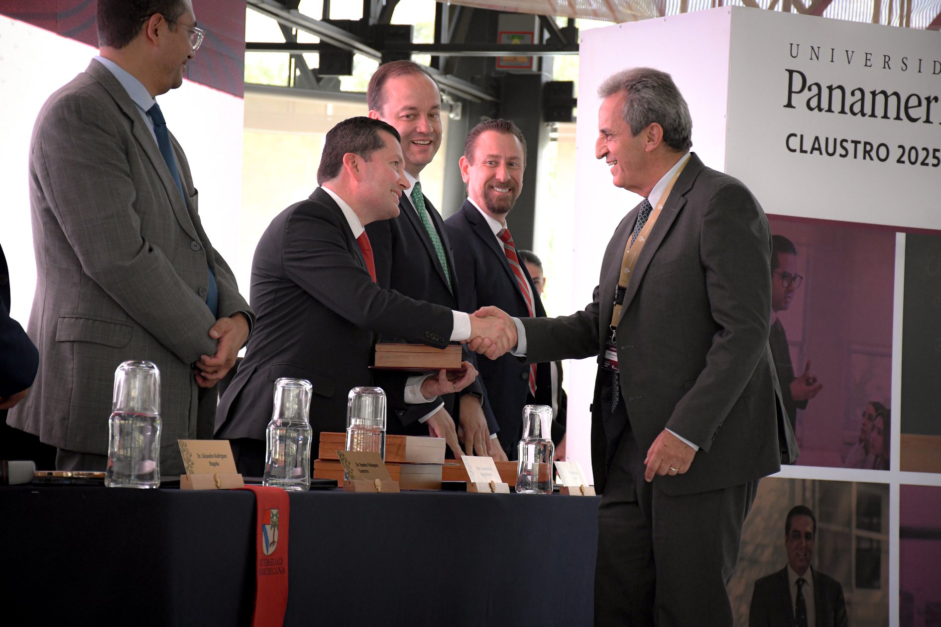 UP Aguascalientes reconoce la trayectoria de miembros de la comunidad ...