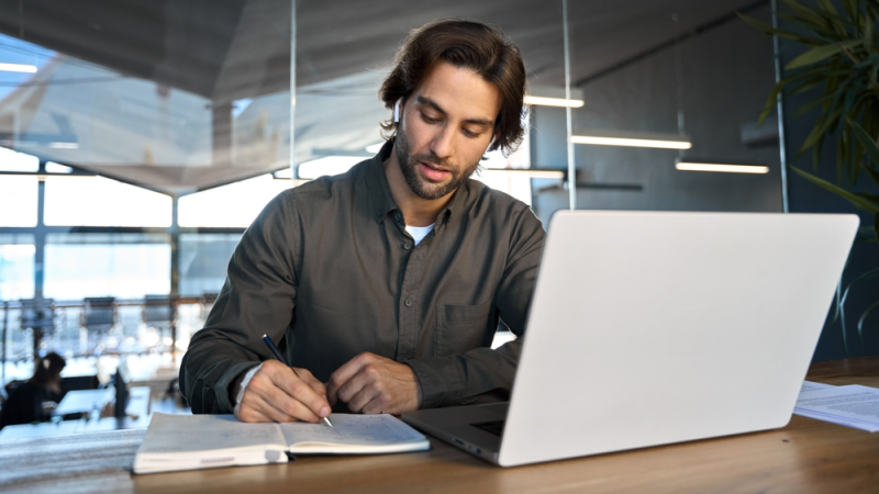 ¿Dónde estudiar Finanzas? Descubre el programa de la UP
